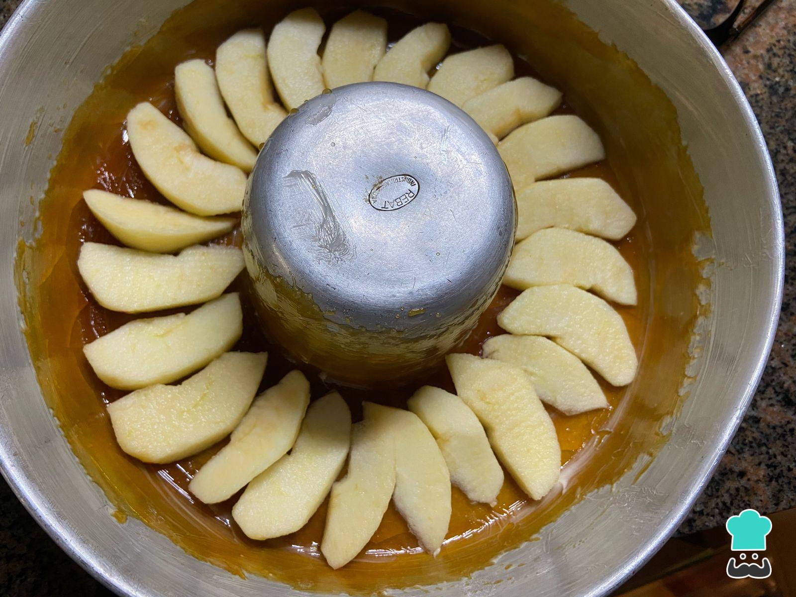 Torta invertida de manzana con aceite Receta FÁCIL