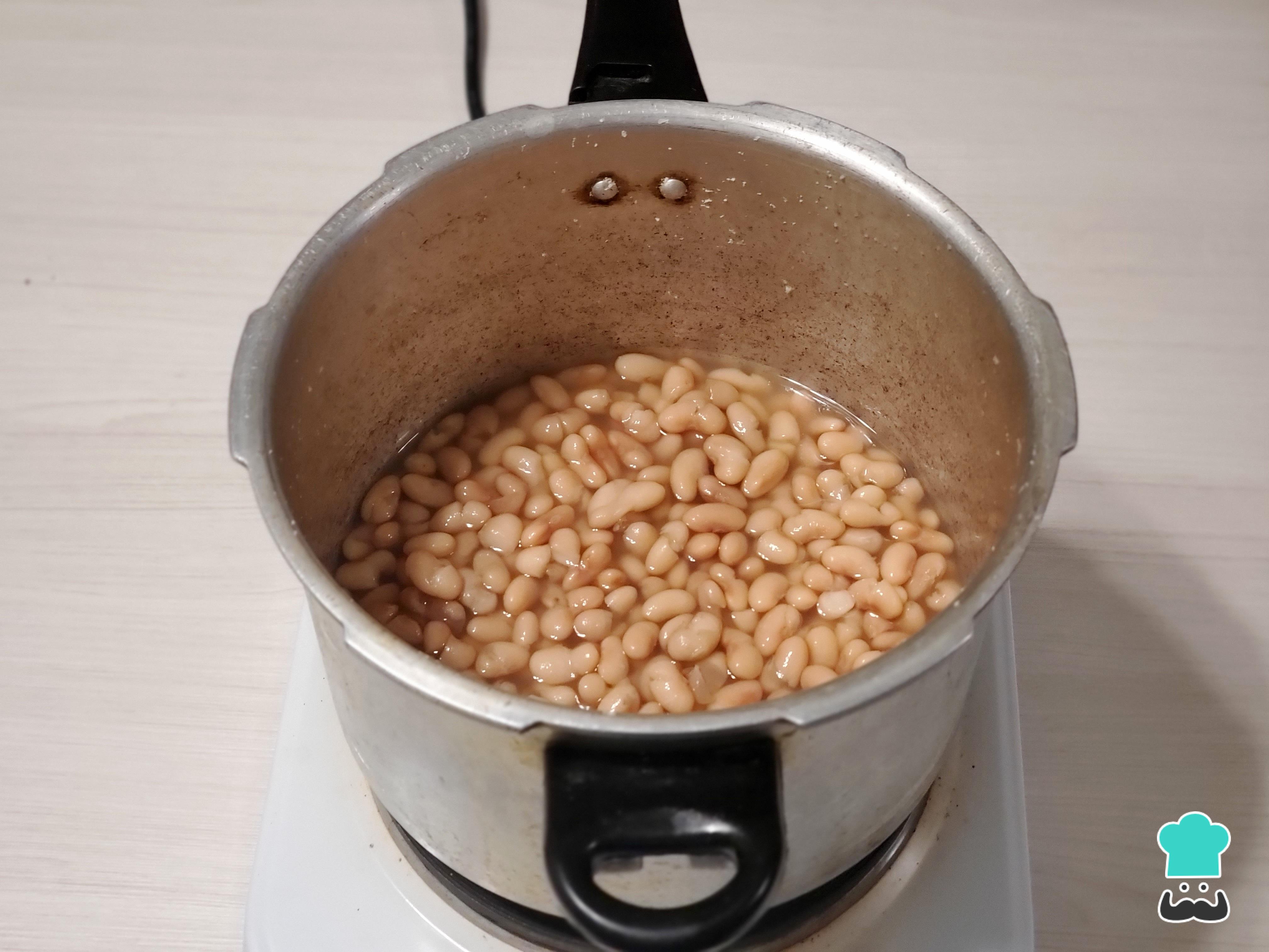 Seco de res con frejoles - Receta PERUANA Seco de res con frejoles - Receta PERUANA