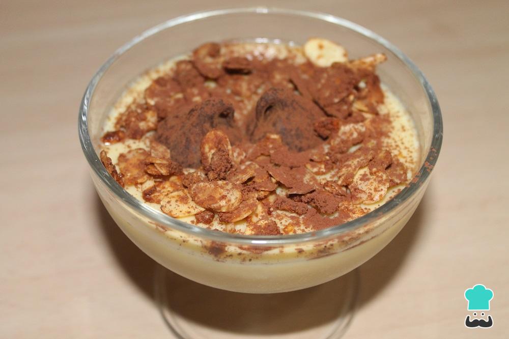Crema de almendras de postre - ¡Fácil y rápida y sin gluten!
