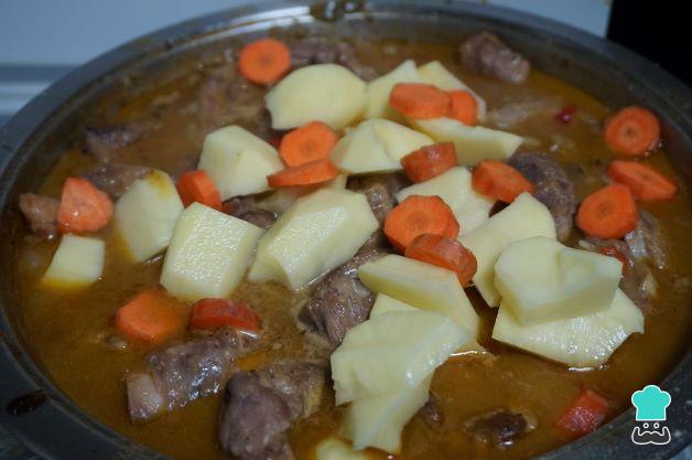 Caldereta de cordero castellana - Receta TRADICIONAL