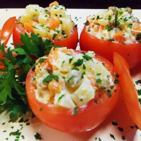 tomates rellenos con pollo