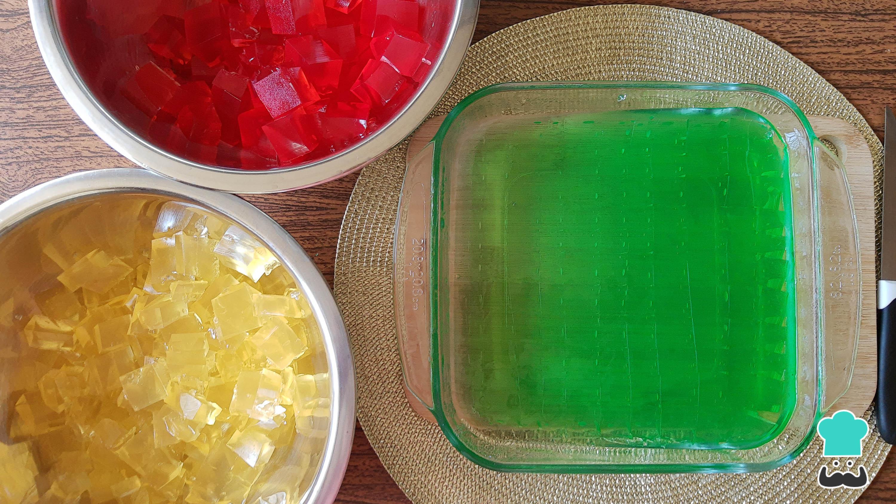 Gelatina De Mosaico Con Crema ¡receta Fácil