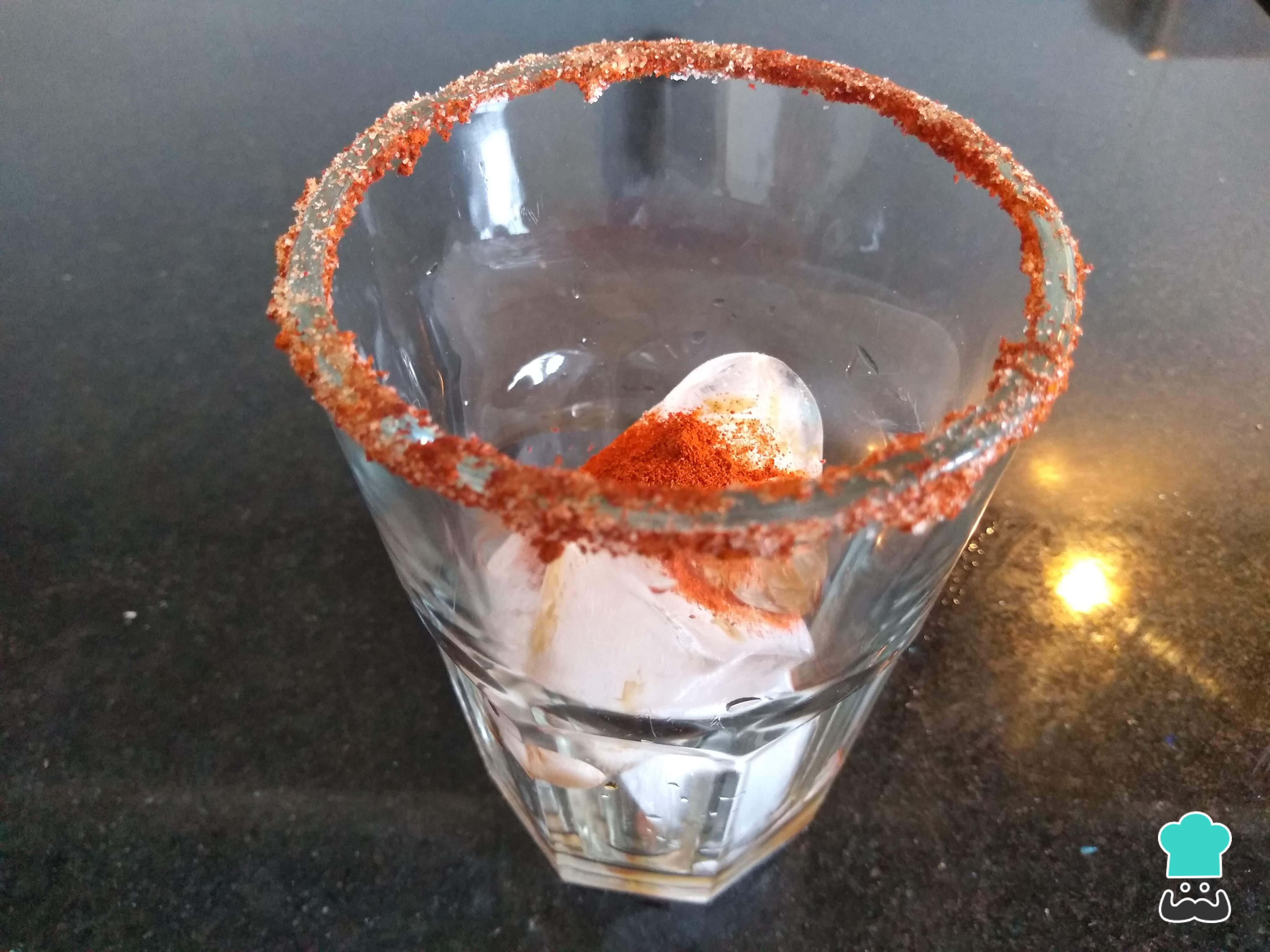 Michelada con Camarones - ¡Receta con Fotos!