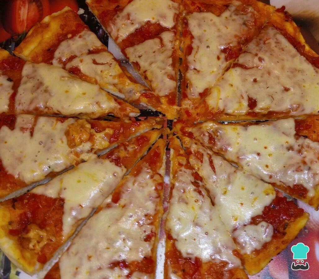Pizza De Mozzarella Y Tomate F Cil